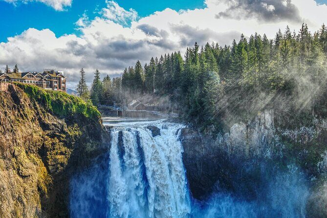 Half-Day Private Tour of Snoqualmie Falls with Pick Up - Transportation and Comfort