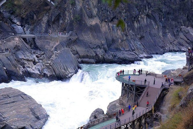 Half-Day Private Tour Tiger Leaping Gorge in Lijiang - Introduction
