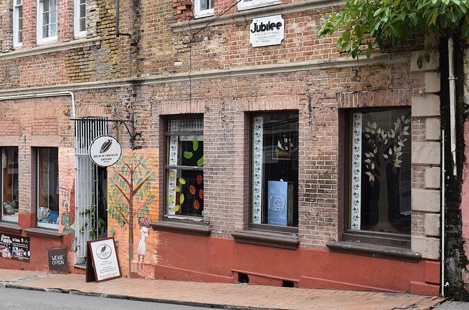 Half Day Private Tour to Concord Waterfall and Chocolate Factory - Who Will Enjoy This Tour?