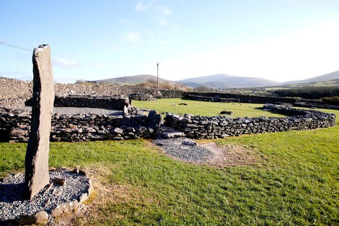 Half Day Private Tour to Dingle Peninsula and Slea Head - Itinerary Breakdown: From History to Scenic Beauty