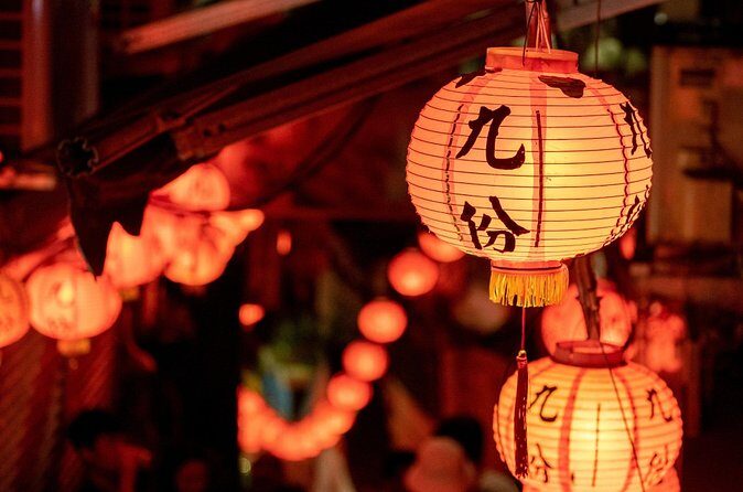 Half Day Private Tour to Yehliu Geopark & Jiufen by Night - Who Will Appreciate This Tour Most?