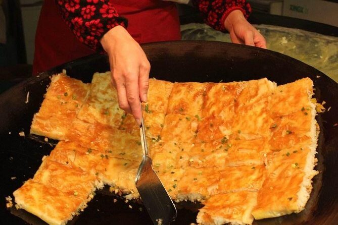 Half day private tour to Yellow crane tower and night market snack food in Wuhan - Detailed Breakdown of the Tour Experience