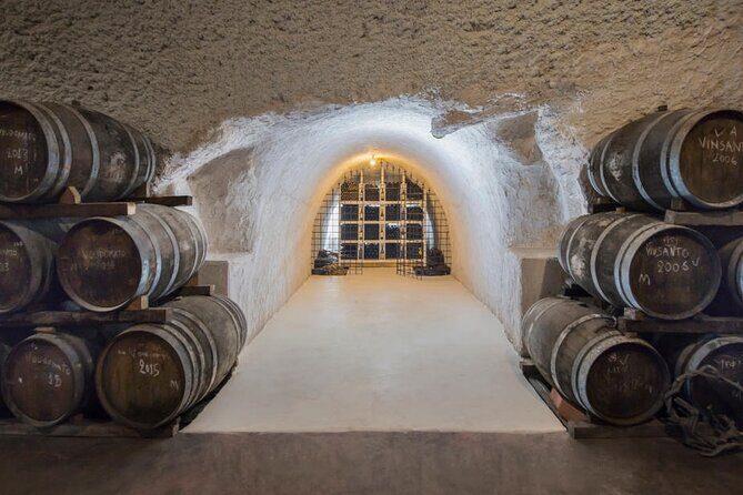 Half Day Private Wine Tasting Tour in Thira - Key Points