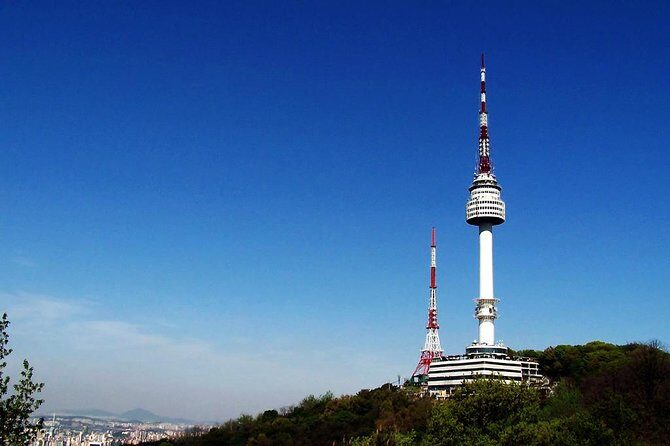 [ Half Day ] Sightseeing, Top 3 spots of Seoul !! - Exploring Seoul in Half a Day: A Visit to the Top 3 Attractions