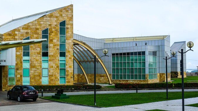 Half-Day Sightseeing Tour of Miri City - Introduction: Exploring Miri in a Nutshell