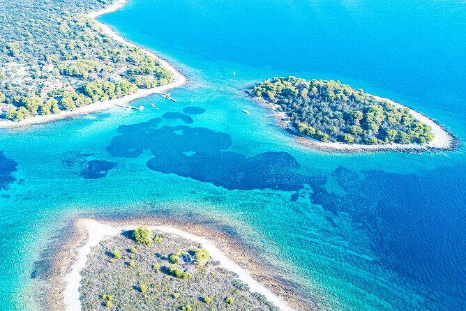 Half day speedboat tour to Solta island & Blue Lagoon from Trogir - Who Should Consider This Tour?