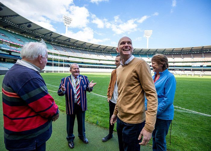 Half-Day Sports Lovers Bus Tour of Melbourne with MCG Tour - FAQs
