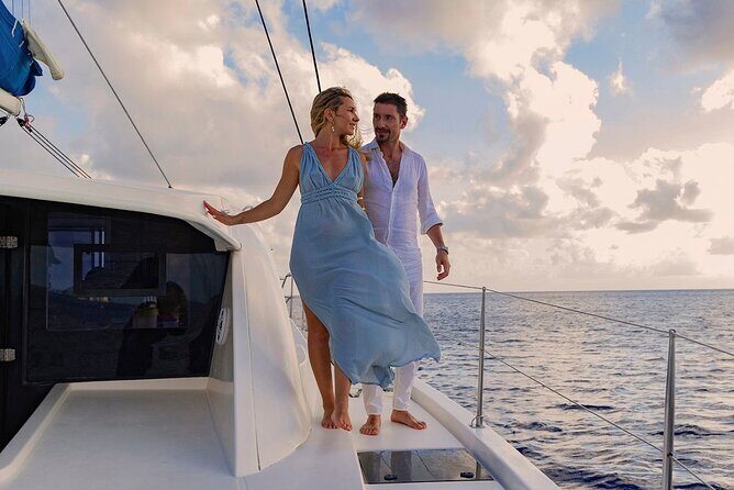 Half Day Sunset Luxury Sailing in Puerto Morelos with Open Bar - Who Should Consider This Tour?