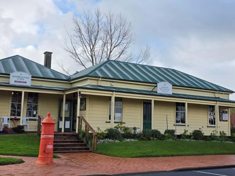 Half-Day Tour - EAST AUCKLAND Explorer & Scenic Ferry Return - Bucklands Beach Walkway