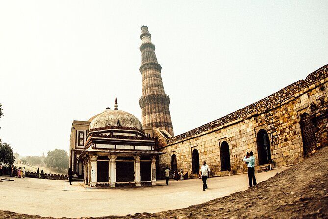 Half-Day Tour Of Qutb Minar, Humayun Tomb and Agrasen Ki Baoli - Who Will Love This Tour?
