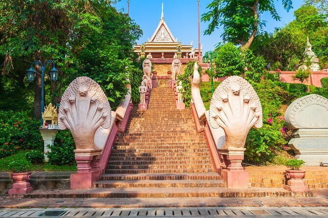 Half Day Tour of Wat Phnom, Royal Palace and National Museum - Key Points