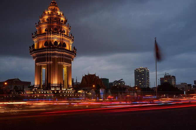 Half Day Tour to Royal Palace, Wat Phnom & Independent Monument - Additional Information