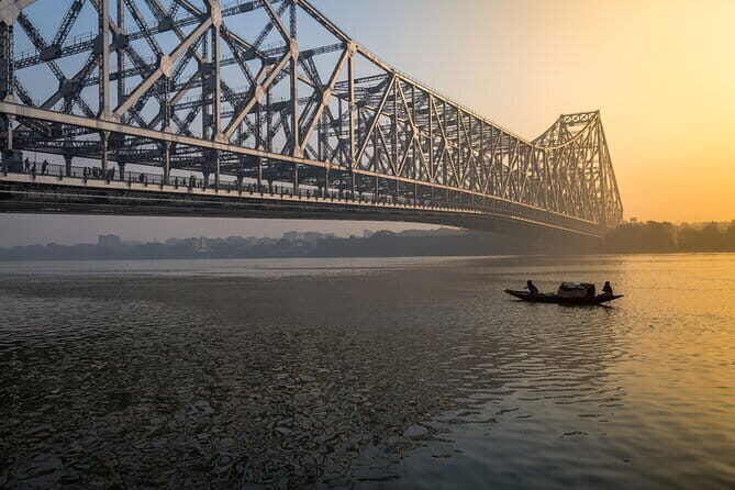 Half Day Tour to the Flower Market and Howrah Bridge in Kolkata - An Honest Look at the Tour Experience