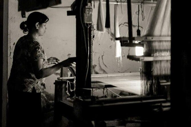 Half Day Tour Van Phuc Silk Village and Train Street Coffee - The Sum Up