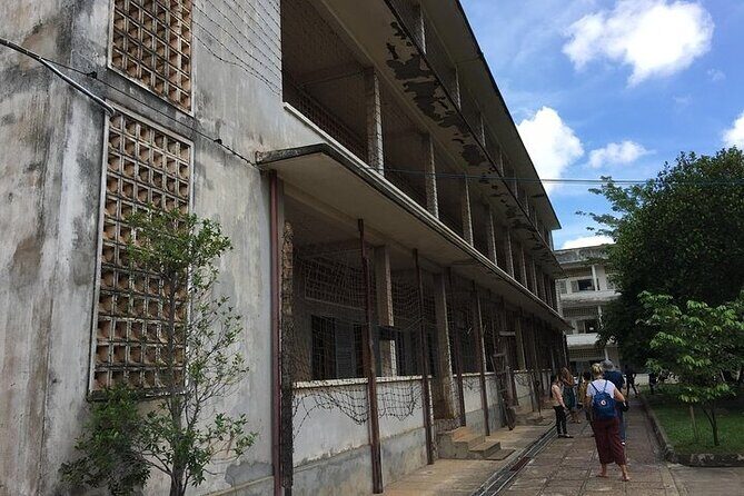 Half Day Trip to Killing Field and Genocidal Museum - Key Points