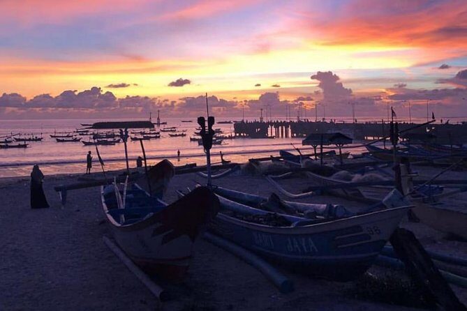 Half Day Uluwatu Temple Sunset, Kecak Dance and Seafood Dinner - FAQ