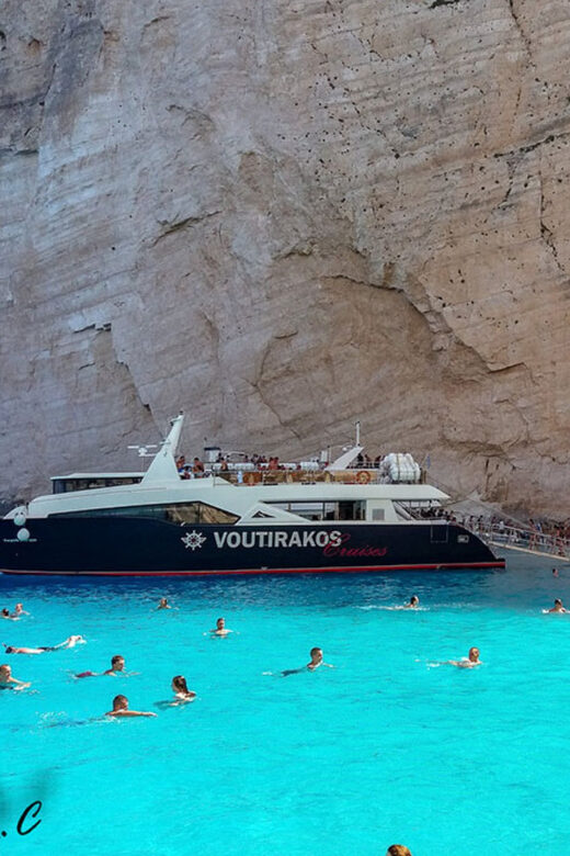 Half-day VIP Cruise: Shipwreck & Blue Caves - An In-depth Look at the Tour