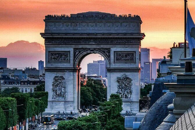 Half-day Walking tour with Fun Guide & Arc du Triomphe Tickets - The Tour Experience in Detail