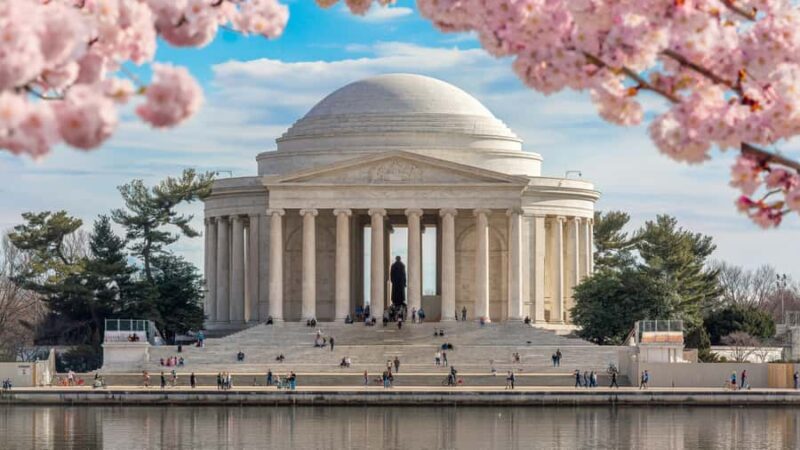 Half-Day Washington DC Monuments &Landmarks Small Group Tour - Authentic Experiences and Genuine Value