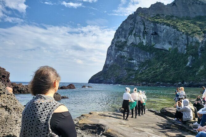 Half or Day Tour For Cruise customers arriving at Jeju City Port - Who Should Opt for This Tour?