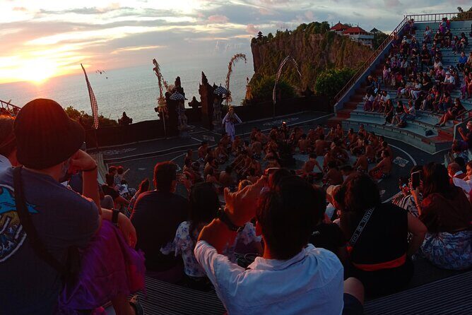 Halfday: GWK & Uluwatu Tour With Sunset - Who is this tour best suited for?