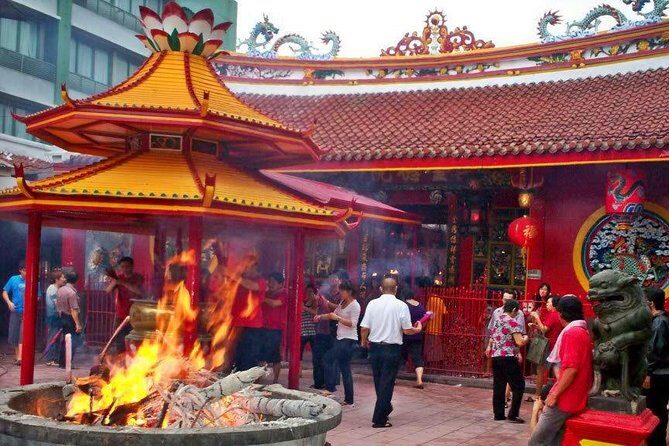 Halfday Trial of Old China town with FREE SNACK & SOUVENIR - Exploring Old China Town Jakarta: A Practical and Authentic Experience