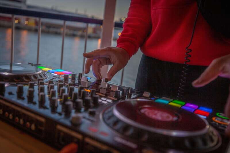 Halifax: Hot Country Party Cruise - An Authentic Harbor Experience with a Country Twist