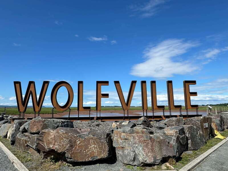 Halifax: Peggy's Cove, Lunenburg, and Annapolis Valley Tour - Discover the Best of Nova Scotia in a Day