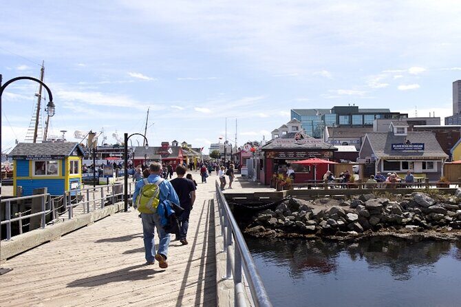 Halifax Small Group Walking Tour with Citadel + Maritime Museum - Authentic Traveler Feedback