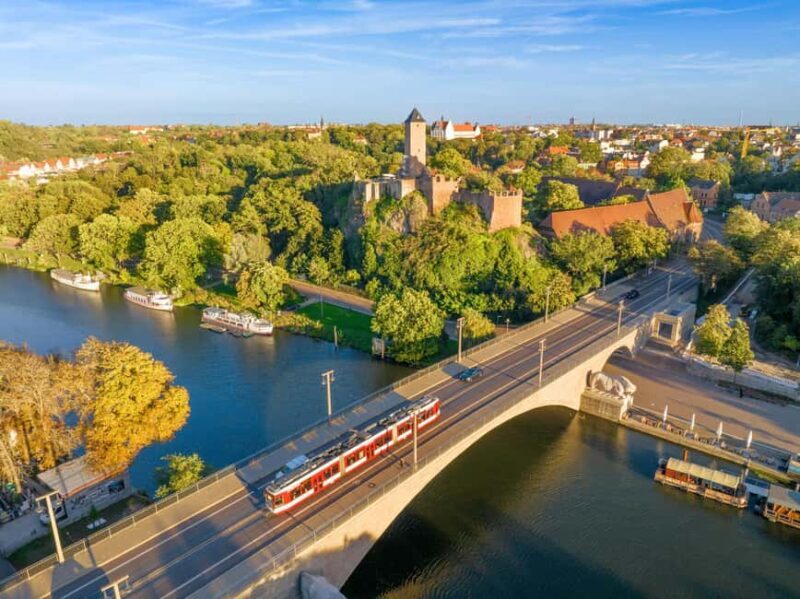 Halle (Saale) : Die Stadtrundfahrt mit dem Bus - Key Points