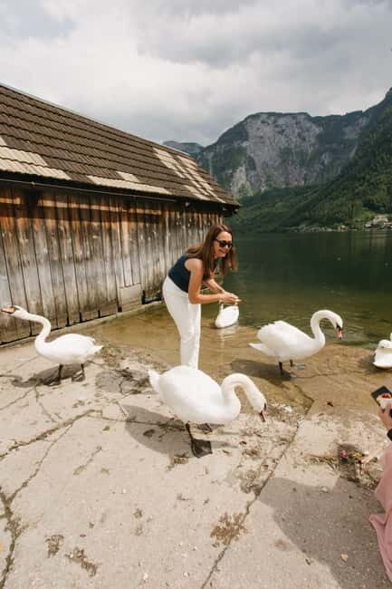 Hallstatt: Photoshoot walk with a professional - What the experience involves