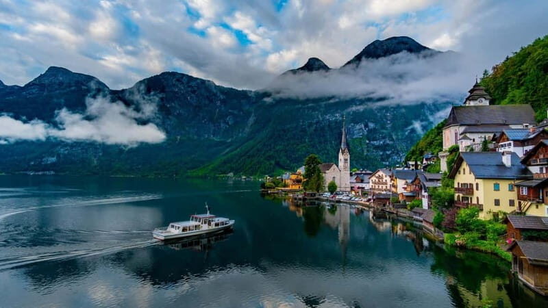 Hallstatt, Salzburg, Wachau & Melk  A Day to Remember - Key Points
