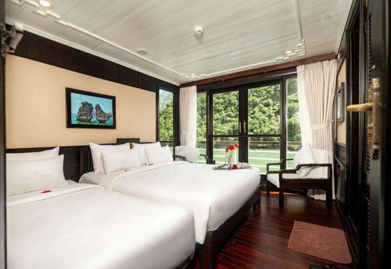 Halong Aquamarine Cruise 5 Star - Why Choose the Halong Aquamarine Cruise?