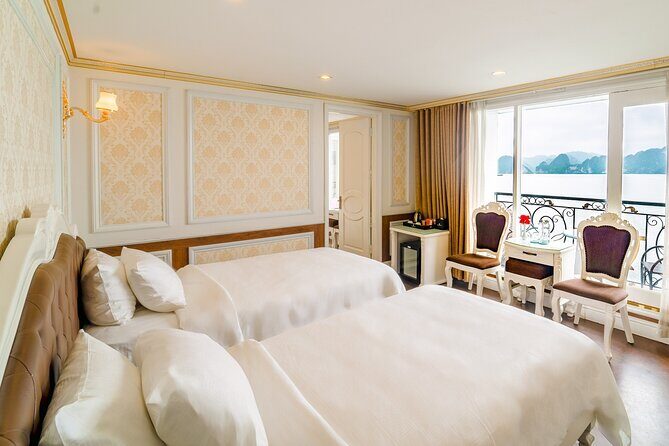 Halong Bay 2D1N 5-Star CruiseTransfer, Food & Island Adventures - Who Will Love This Tour?