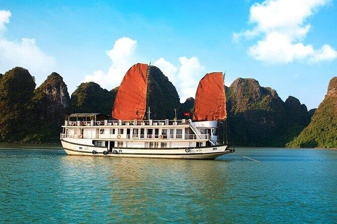 HaLong Bay 3 Days 2 Nights (Fantasea Cruise 3-star) - Key Points