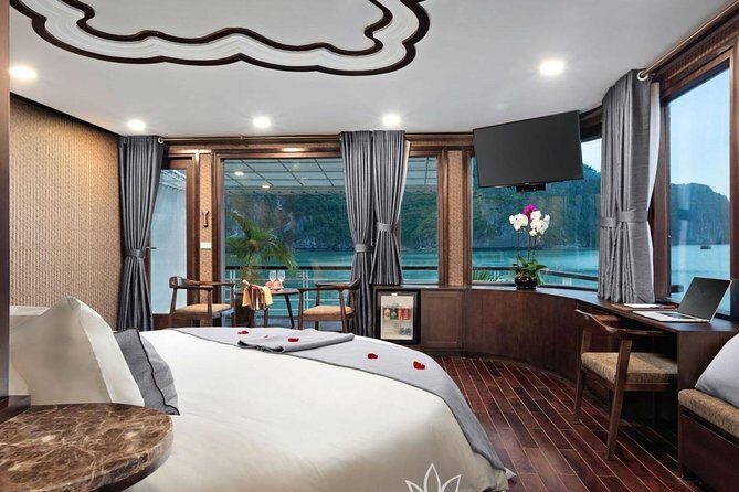 Halong Bay 3 days 2 nights on 5 Star Velar of the Sea Cruise - Key Points