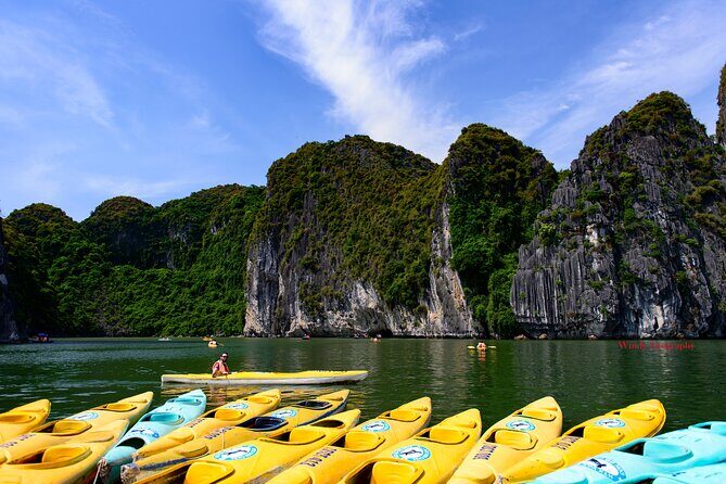 Halong Bay 6 Hours Cruise with Buffet, Sung Sot, Luon Cave, Titop - Group Size and Organization