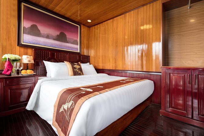 Halong Bay-Cat Ba island 3 days/2 nights(1 night on boat -1 night 3 star hotel) - Who Is This Tour Best For?