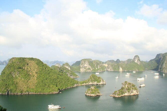 Halong bay Cruise Day Trip: Kayaking, Swimming, Surprise cave & Titop island - Discovering Halong Bay with a Practical, Authentic Approach