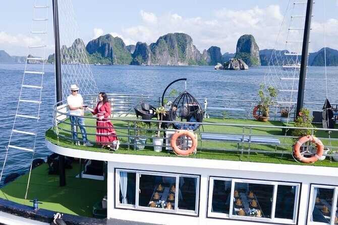 Halong Bay Day Cruise: Discover Thien Cung Cave, Kayaking & Lunch - The Sum Up
