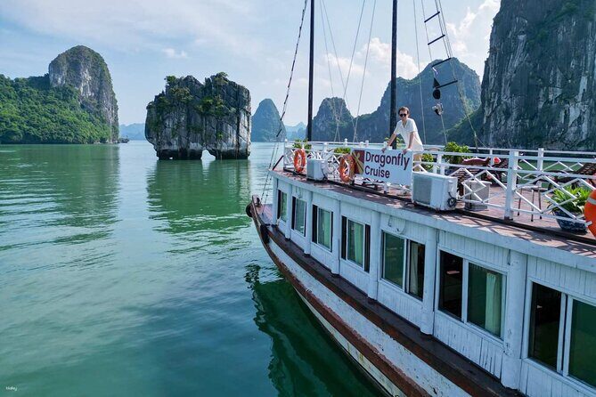 Halong Bay Day Cruise Trip: Thien Cung Cave & Kayaking - Return to Hanoi