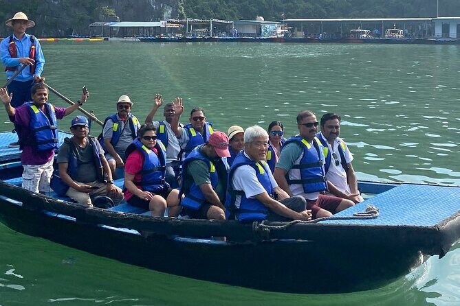 HaLong Bay Day Cruise with Kayaking, Swimming, Hiking and Lunch - Exploring Sung Sot Cave: Nature’s Limestone Artistry