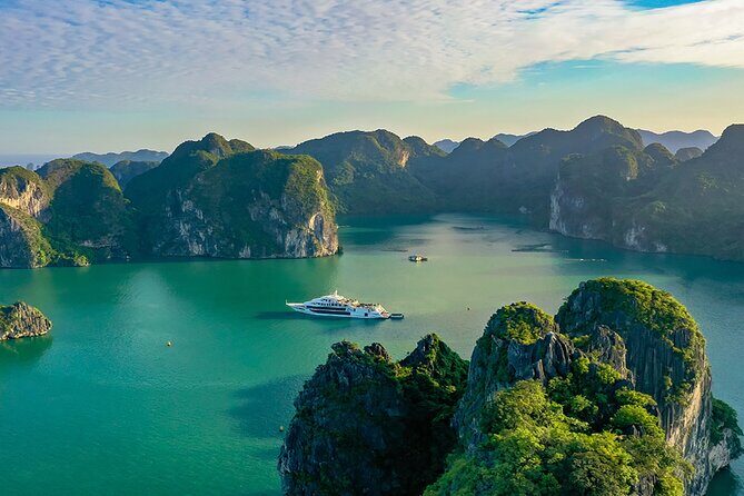 Halong Bay Day Tour with Sea Octopus 5 Star Cruise and Seafood - The Practical Side: What You Should Know