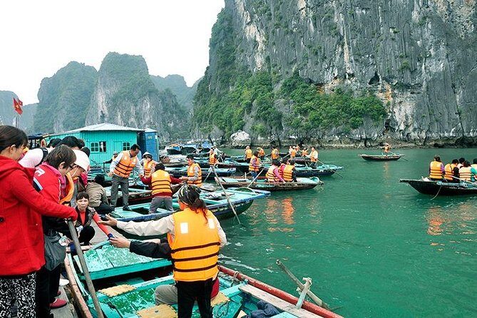 Halong Bay Day Trip 6-Hour Cruise Tour [Round-Trip Highway] With Lunch, Sea Kayak or Bamboo Boat (Row Boat) - Exploring Sung Sot Limestone Cave