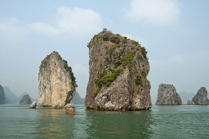 Halong Bay Full Day With Kayaking and Swimming on Titop Island - What Travelers Say