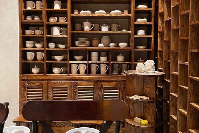 Halong Bay: Fun pottery workshops with local artists - Key Points