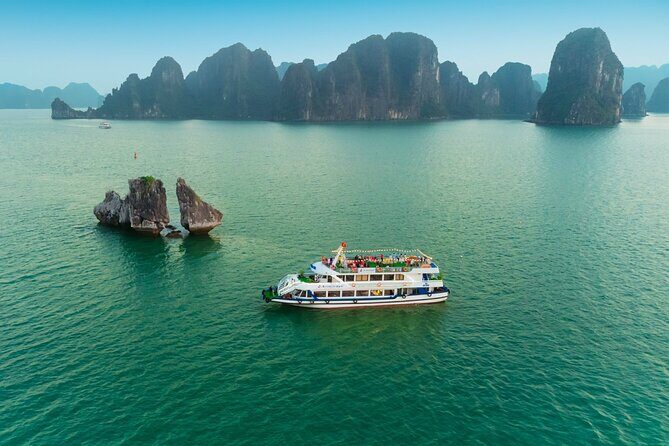 Halong bay Luxury Cruise Trip: Titop Island, Amazing Cave & Kayak - Discovering Halong Bay: A Review of the Luxury Cruise Experience