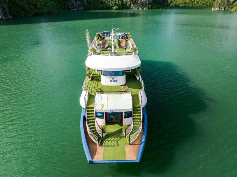 Halong Bay Luxury Cruise with Kayaking & Lunch Buffet - In Summary