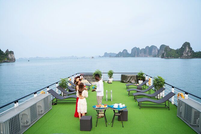 Halong Bay Luxury Day Tour From Hanoi With Limousine Transfer - Authenticity & Balance: What the Tour Does Well