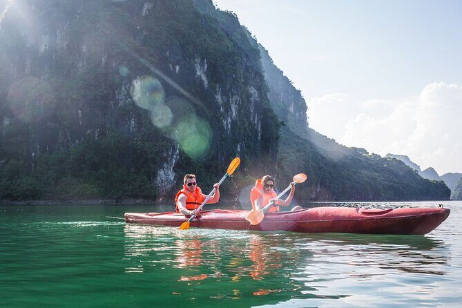 Halong Bay Overnight Cruise with Water Activities - An In-Depth Look at the Itinerary and What You Can Expect